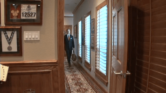 Criminal Defense Lawyer Background | The Law Offices of Jed Silverman